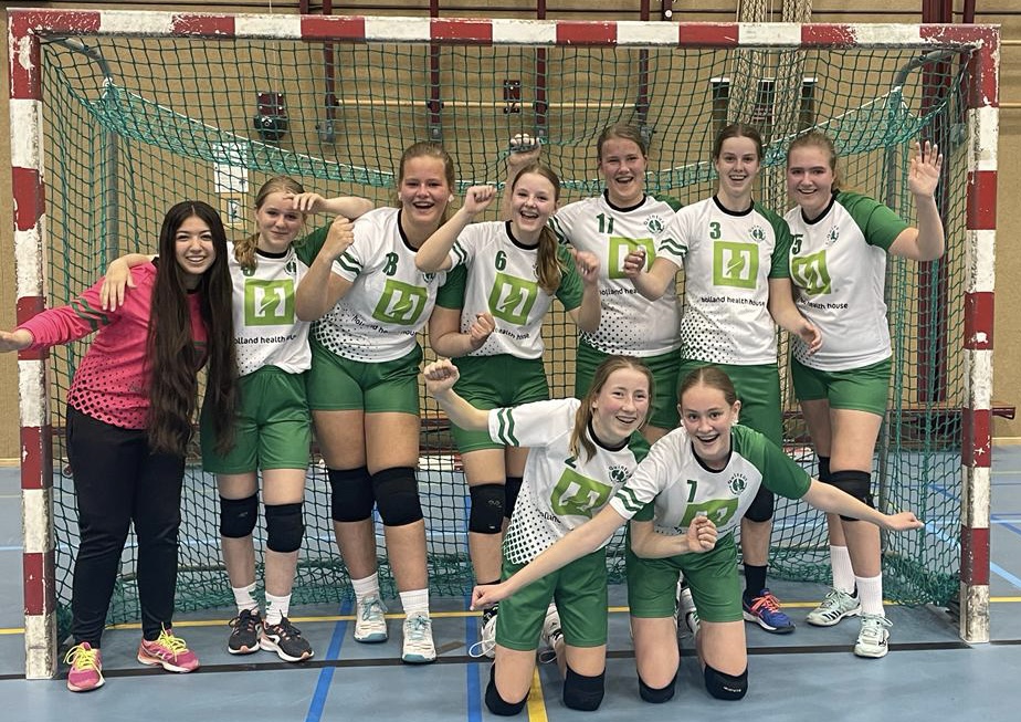 DC4 zaal kampioen - Quintus Handbal