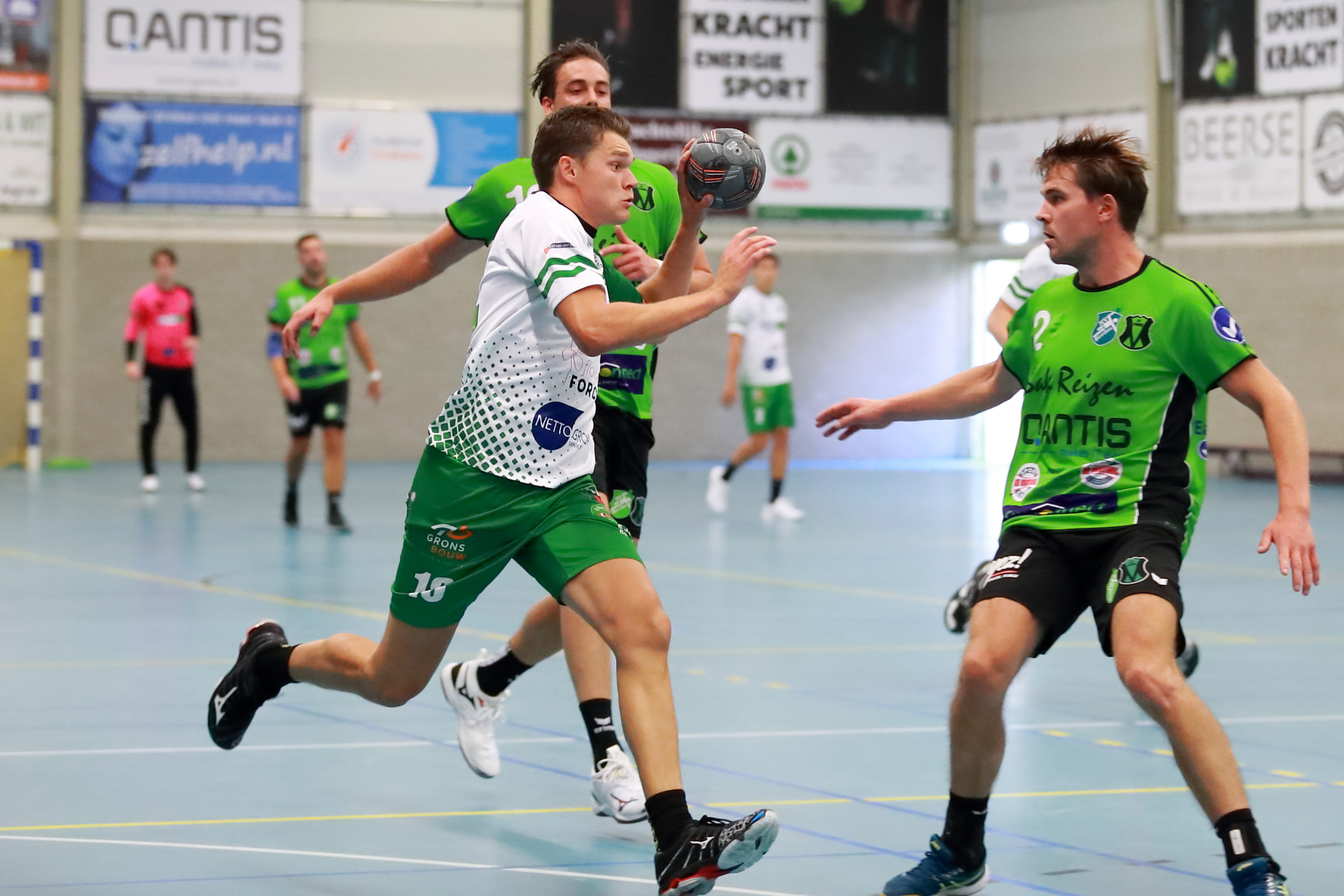 Wedstrijdverslag uit het AD - Quintus Handbal